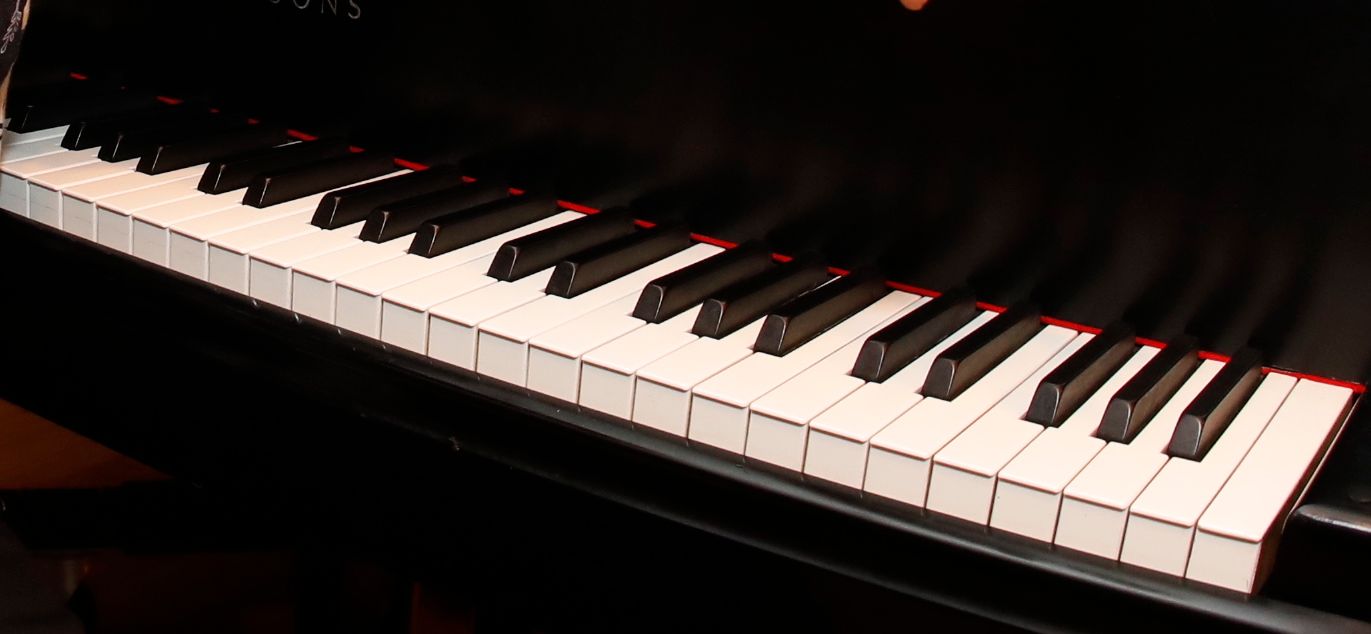 Piano & Keyboards | Homespun